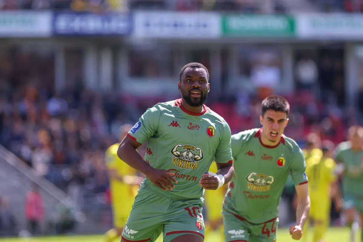 Pululu's Potential Move to Blackburn